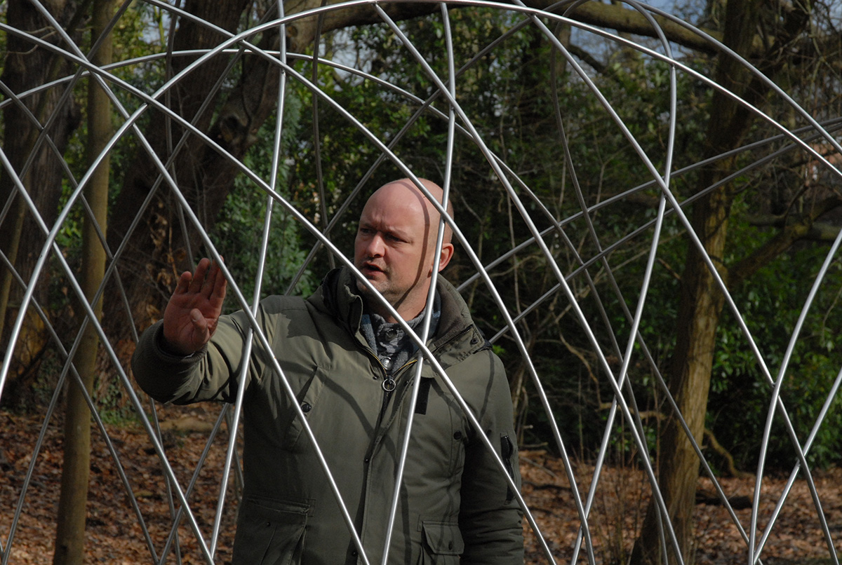 Feestelijke inhuldiging Rough Crossings van Koen De Decker | De Nieuwe ...
